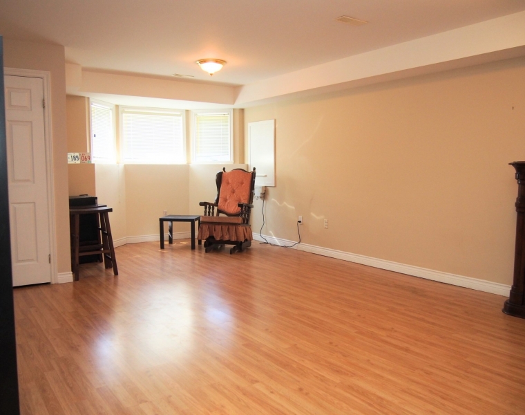 32 Russell Lake Drive, Dartmouth, NS B2W 6J2 - Ansell Property Management